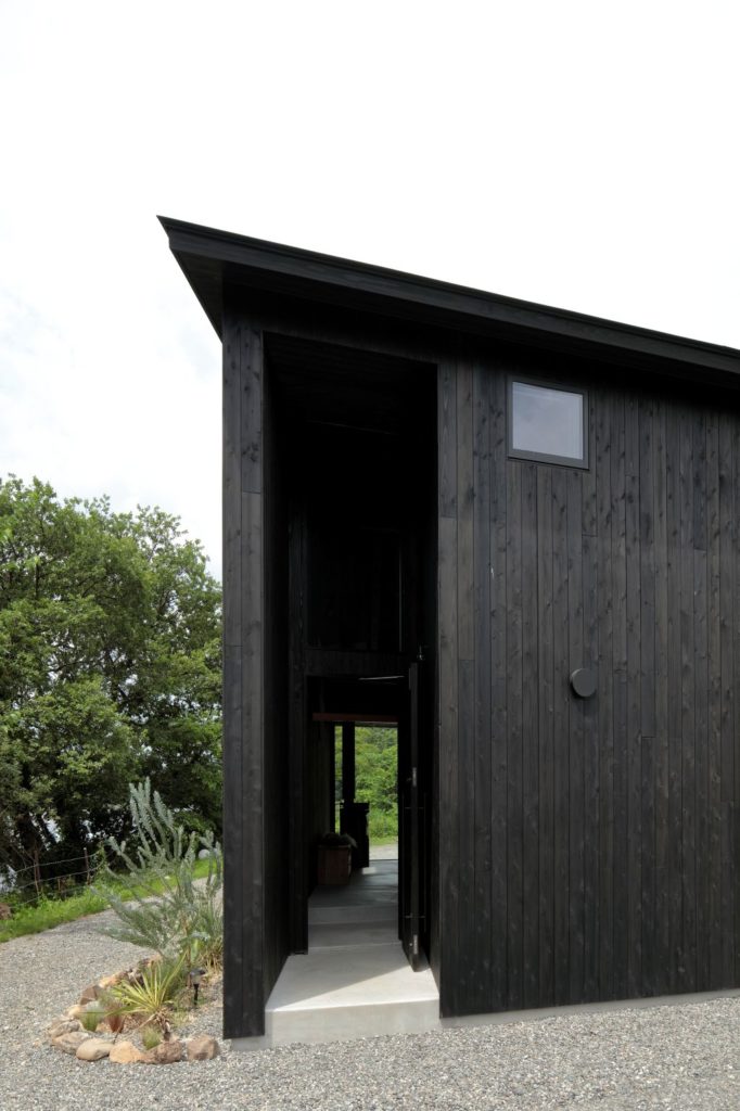 UNCAGE - 丸正渡邊工務所